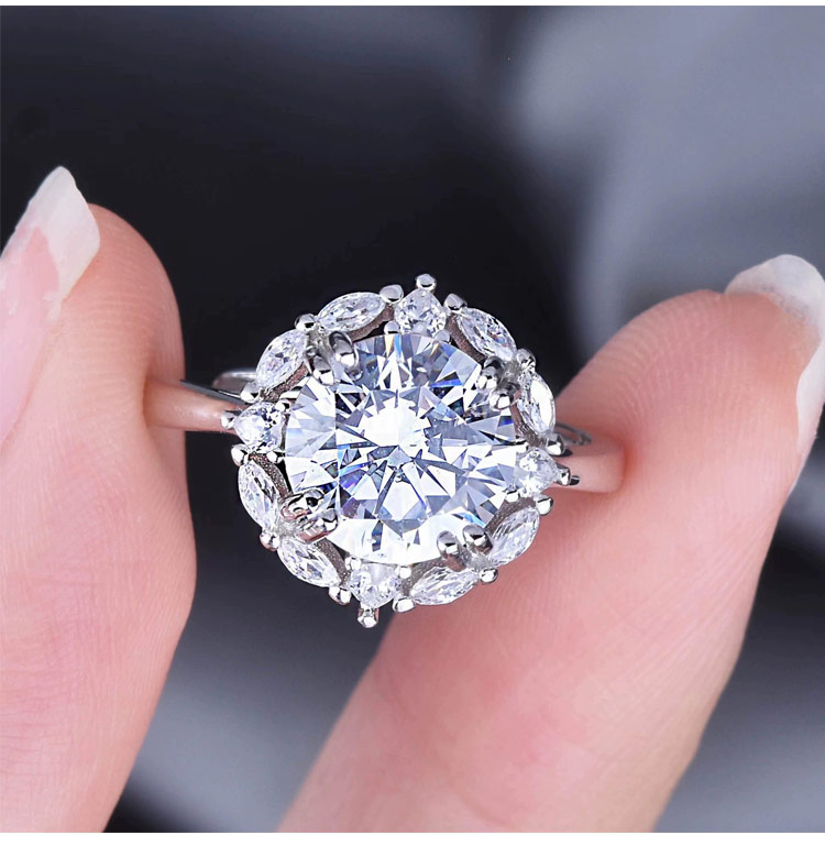 Shining all day - 5 Carat Moissanite Jewelry Set - GRA certificate ...